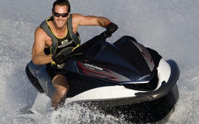 4-stroke-2-person-jet-skis-200-hp-25774-398425-664x420 - The Watercraft ...