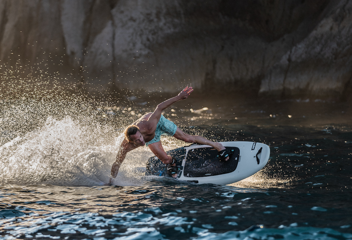 Surf's Up! Make Waves on an All-Electric Radinn Jetboard - The ...