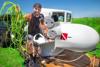 Video: Jiggin’ with Jordan Tests His Personal Submarine - The ...